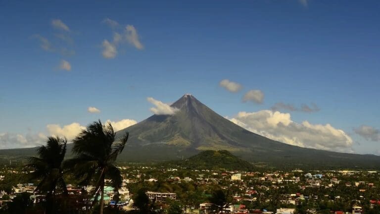 50 Of The Best And Most Famous Landmarks In The Philippines